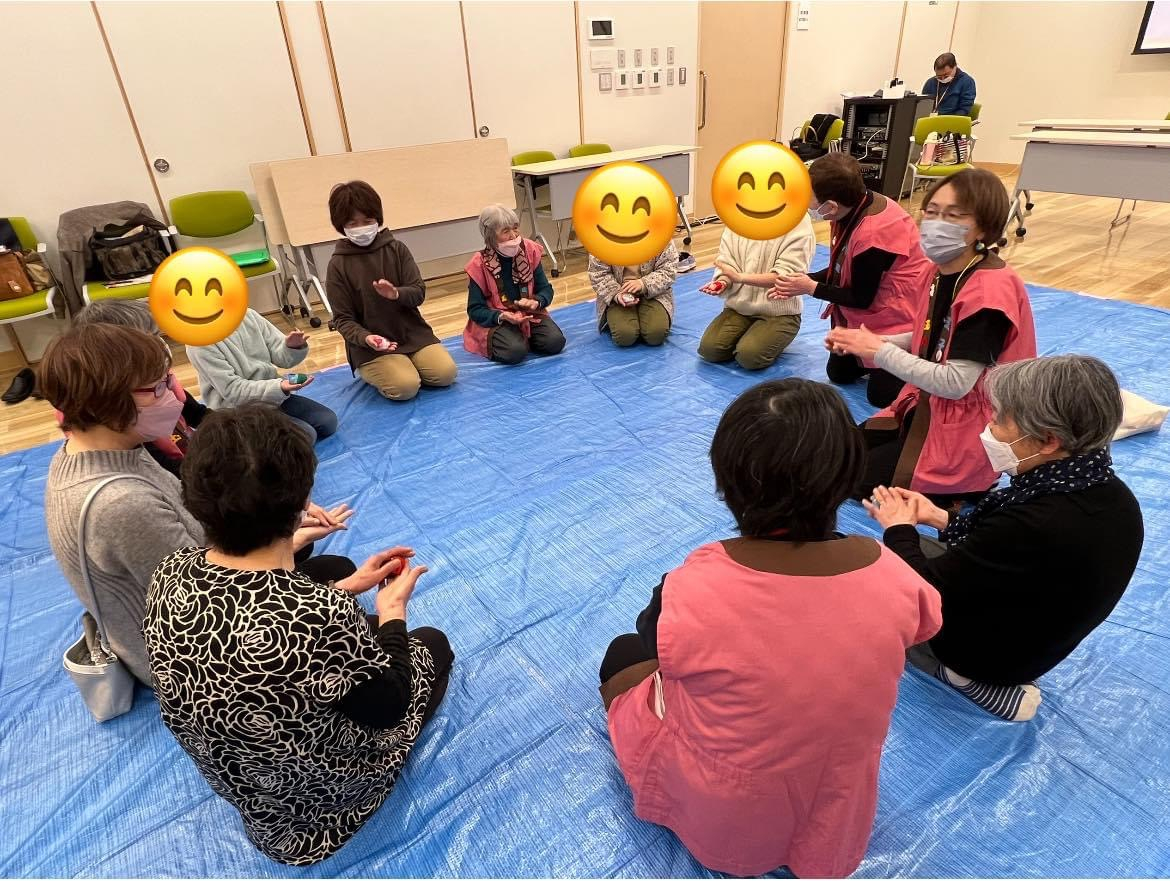 学んで・作って・遊ぼう お手玉の魅力を体験しよう | 活動レポート | 八王子市市民活動支援センター | 八王子ｺﾐｭﾆﾃｨ活動応援ｻｲﾄ はちコミねっと